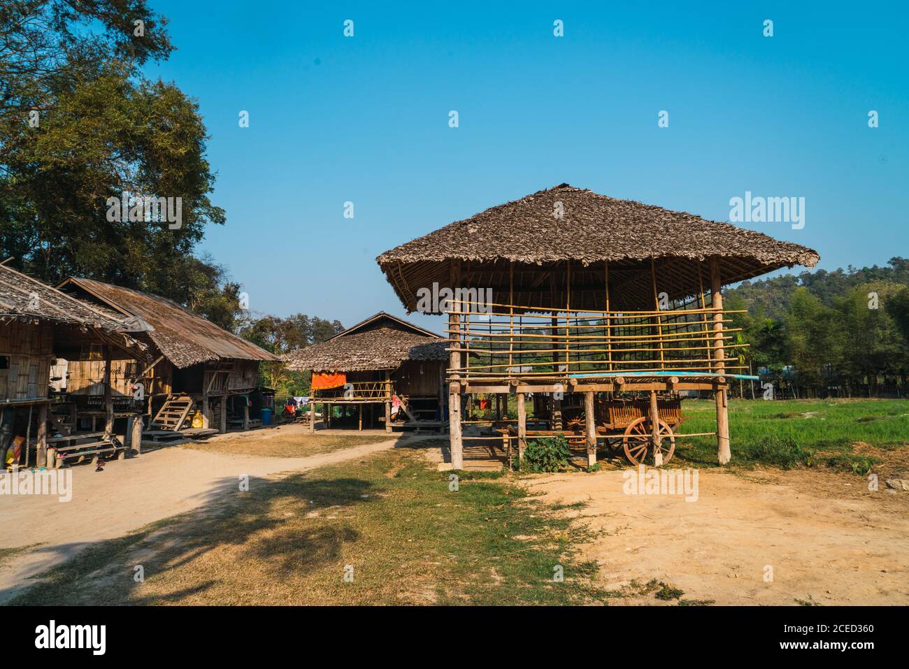 Traditional asian houses hi-res stock photography and images - Alamy