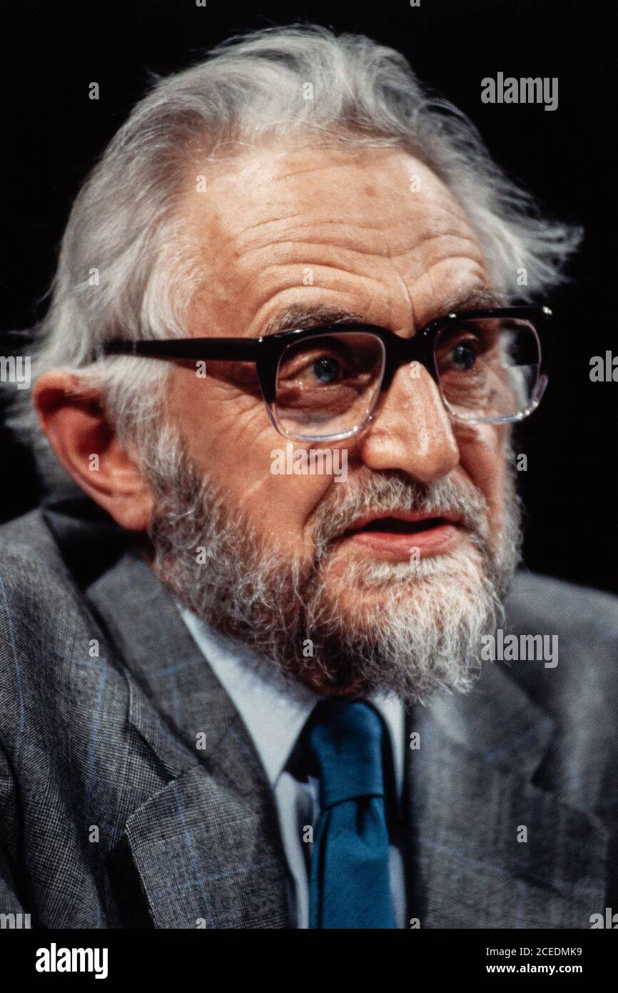 Professor Stanley Wells, Director of the Shakespeare Institute taking ...