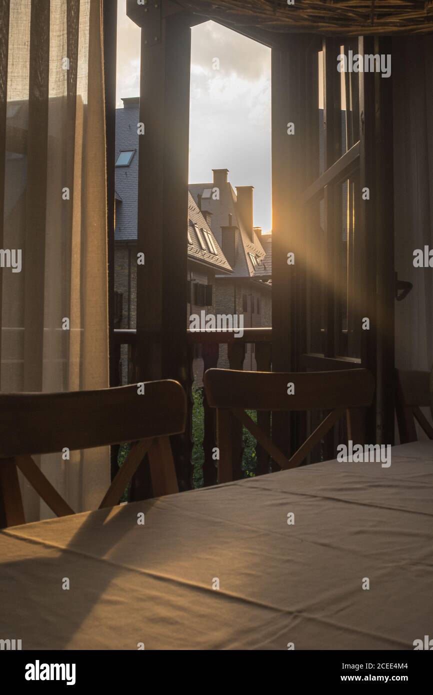 Sunbeam house hi-res stock photography and images - Alamy