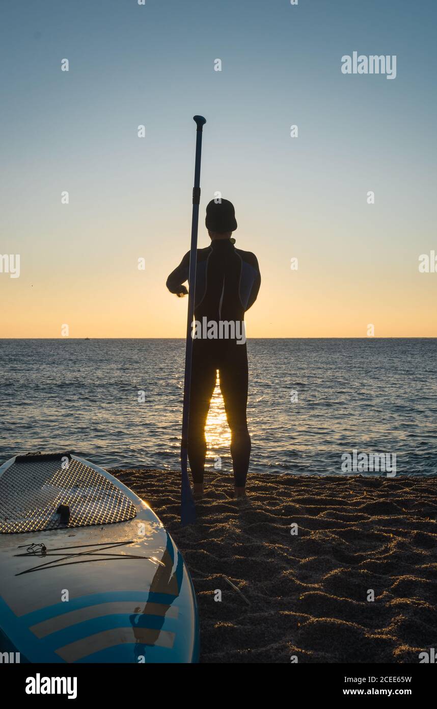 Man practicing paddle surf hi-res stock photography and images - Alamy