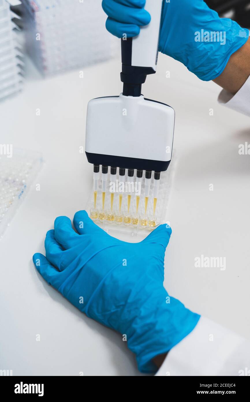 Person using laboratory equipment Stock Photo - Alamy