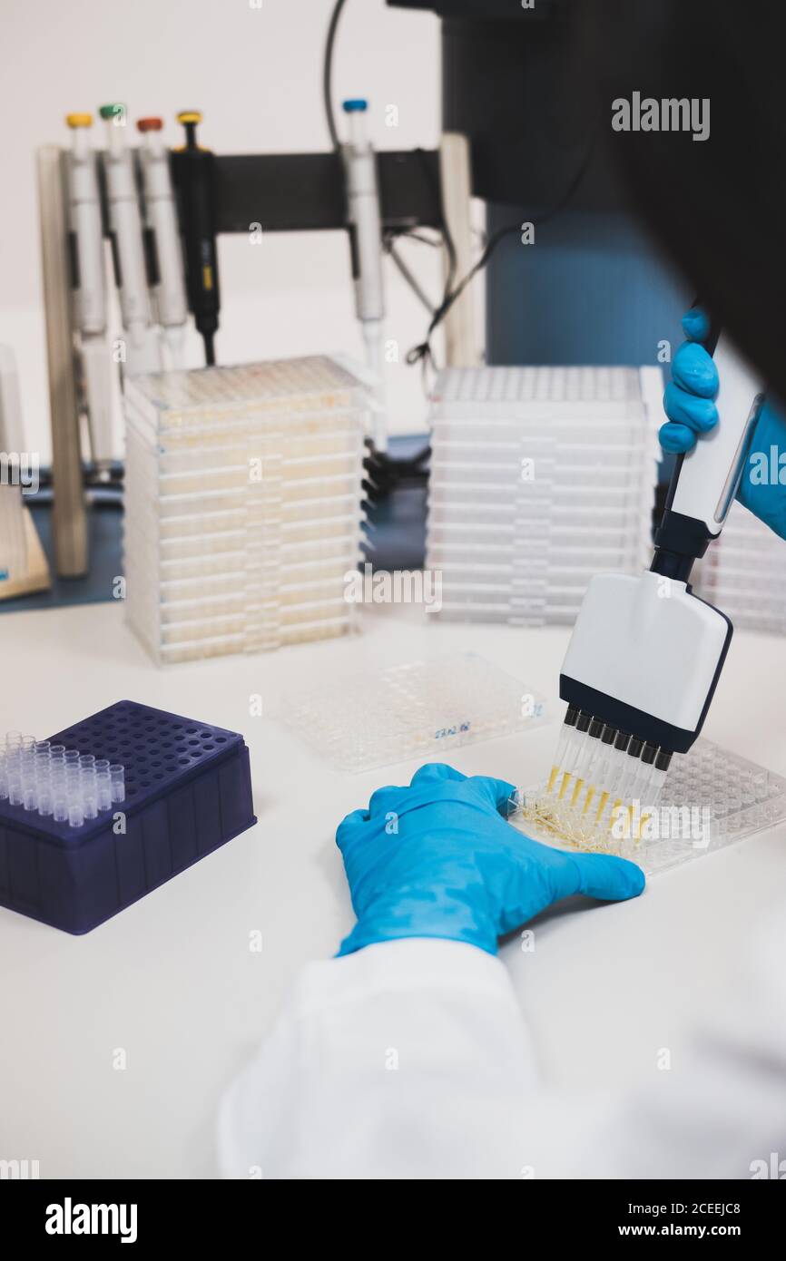 Person using laboratory equipment Stock Photo - Alamy