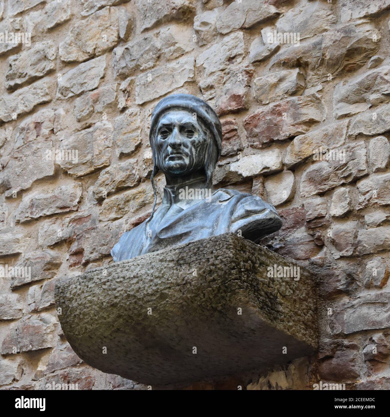 Dante Alighieri statue in Florence Stock Photo - Alamy
