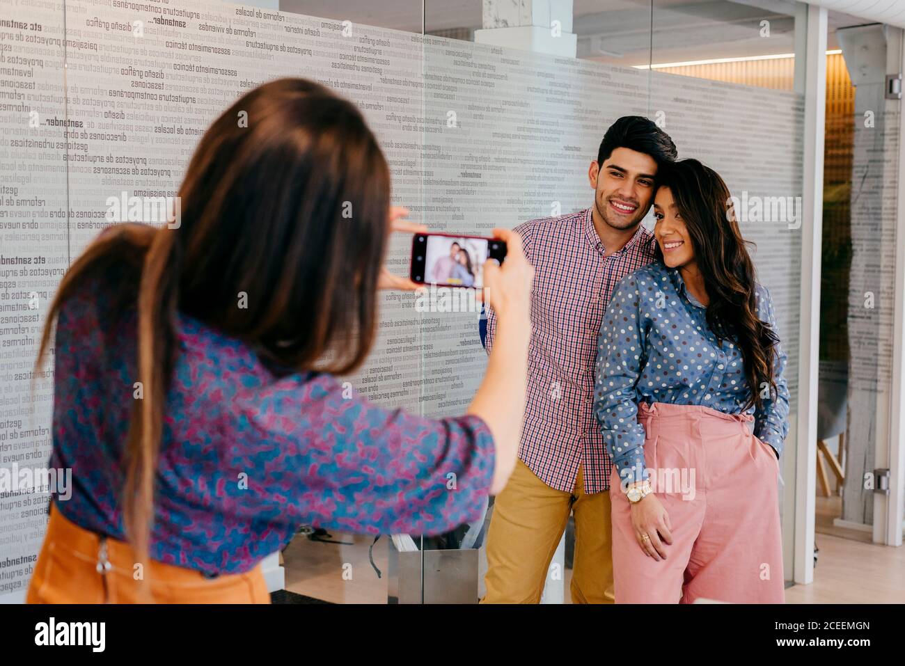 Office workers taking work hi-res stock photography and images - Alamy