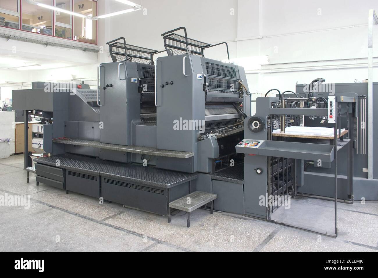 Two, four and five units offset printing machines. Offset printing ...