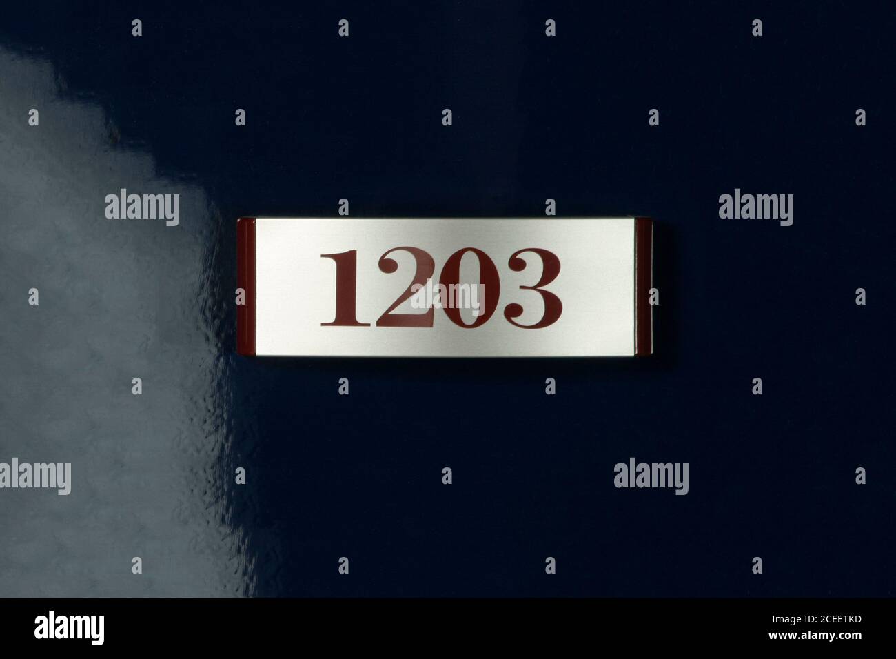 Objects made of aluminum, brass and similar materials for writing names ...