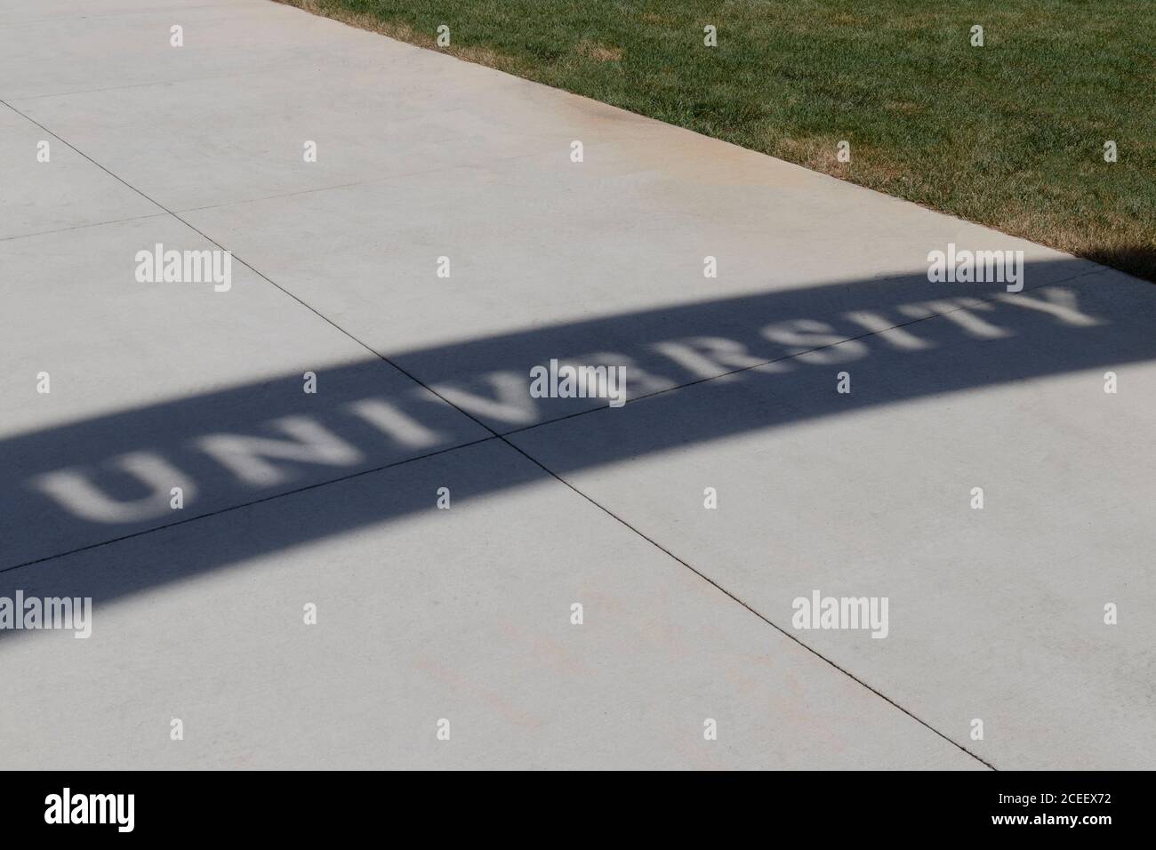 At their university campus ground hi-res stock photography and images ...