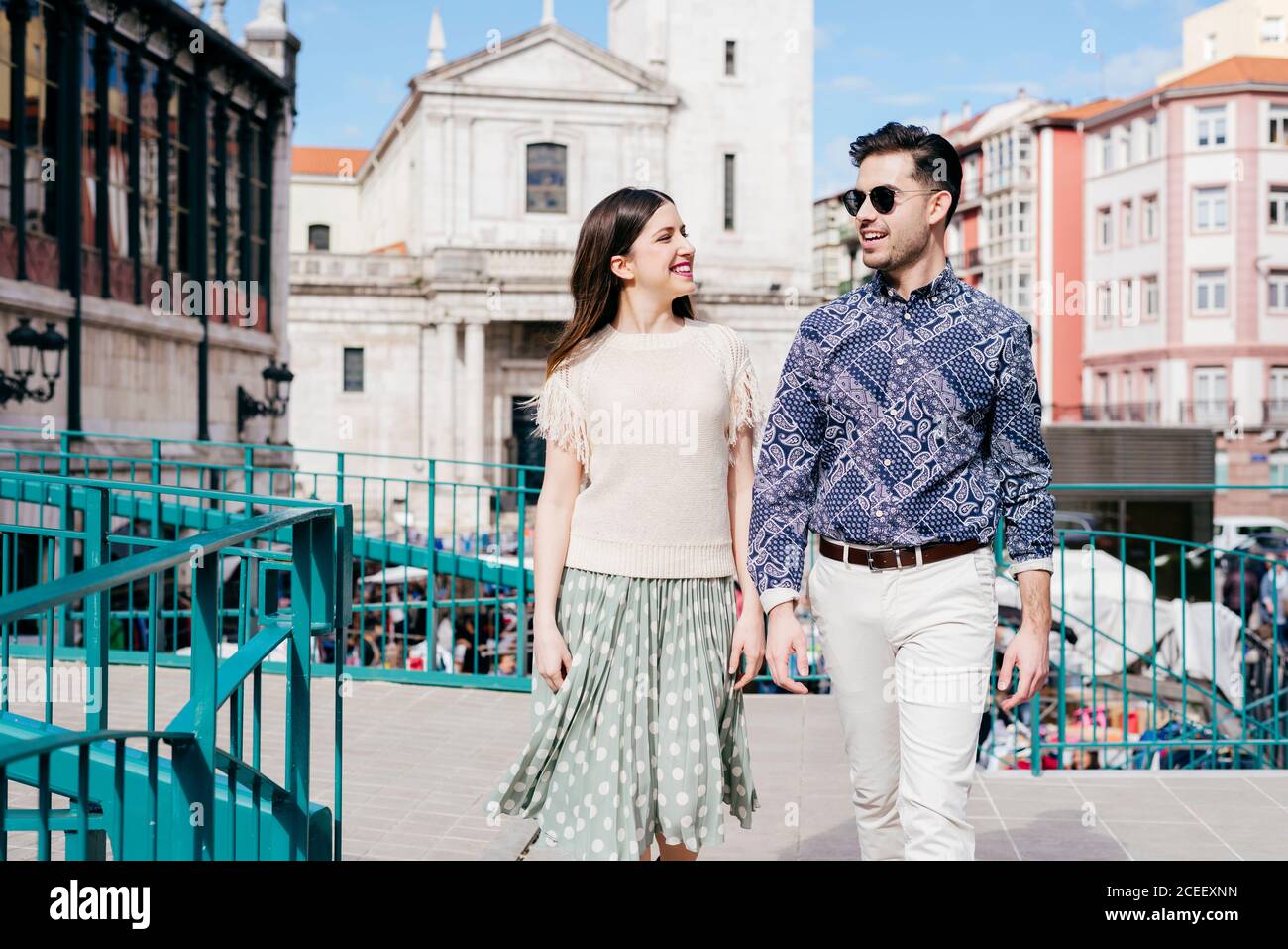 Stylish couple walking hi-res stock photography and images - Alamy