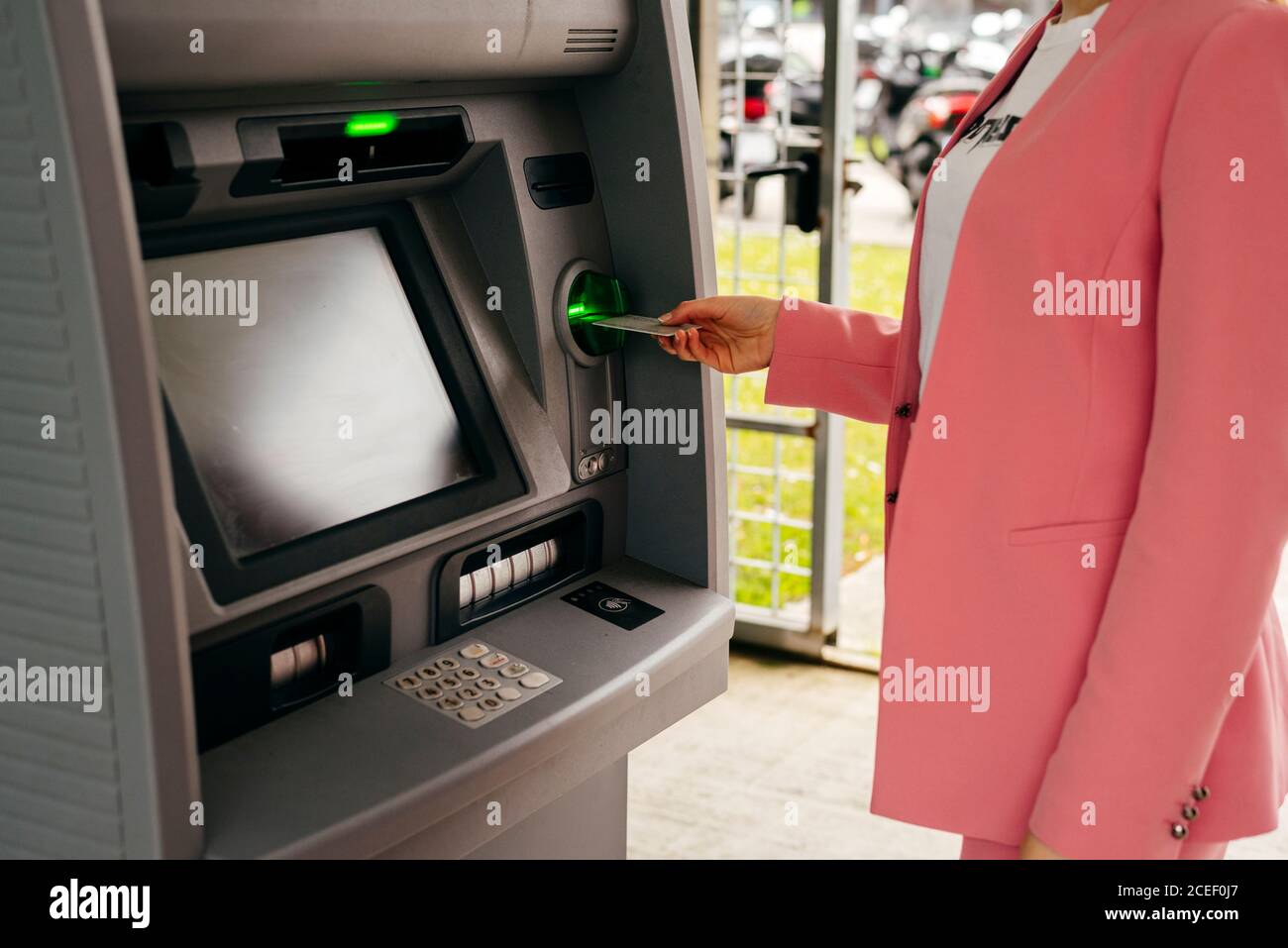 Standing Atm Machine High Resolution Stock Photography and Images - Alamy