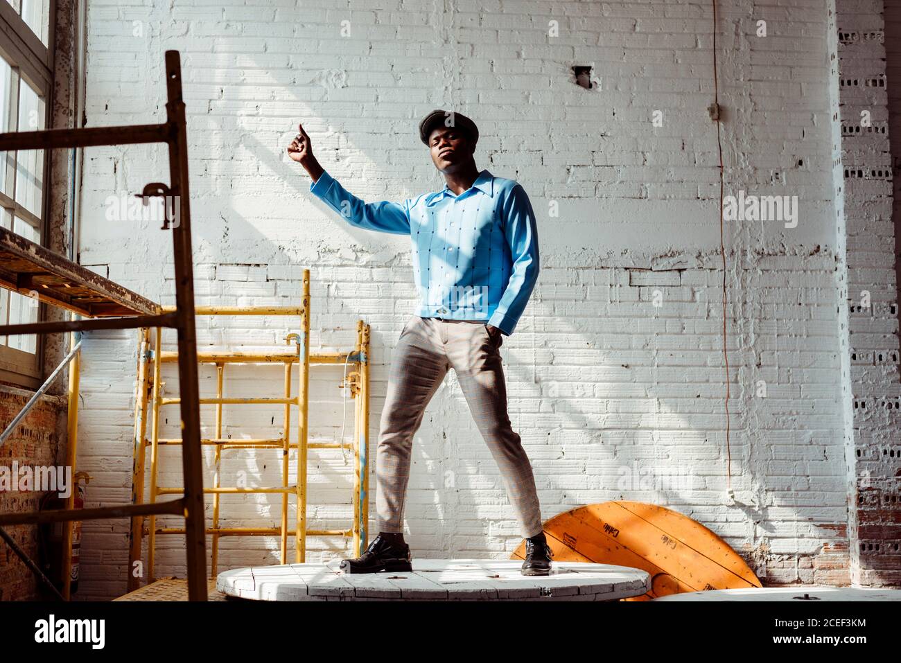 Table dancing hi-res stock photography and images - Alamy