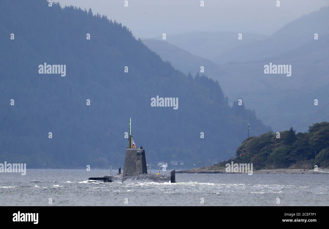 Holy loch submarine hi-res stock photography and images - Alamy