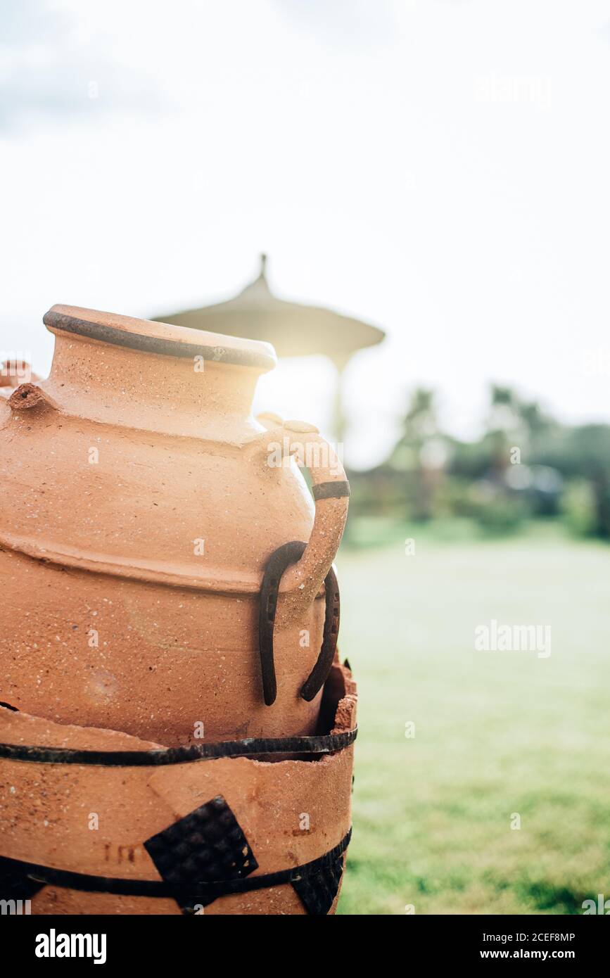 Broken pottery africa hi-res stock photography and images - Alamy