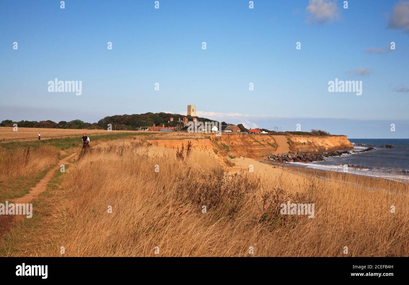 Crumbling resort hi-res stock photography and images - Alamy