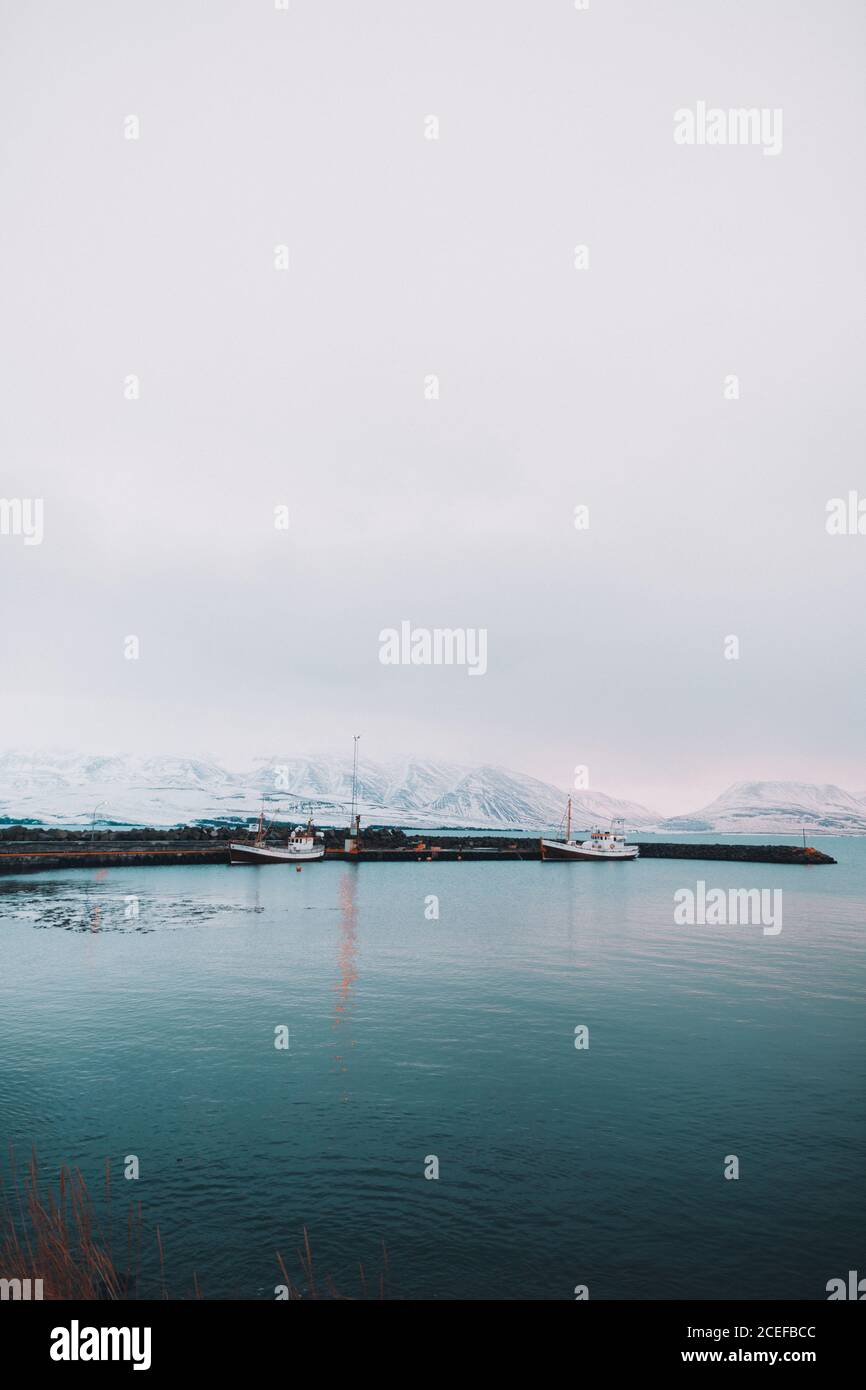 Snowy harbor view hi-res stock photography and images - Alamy