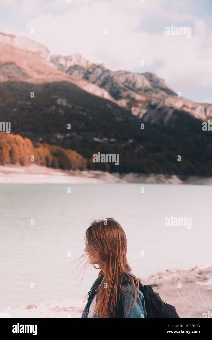 Anonymous woman hi-res stock photography and images - Alamy