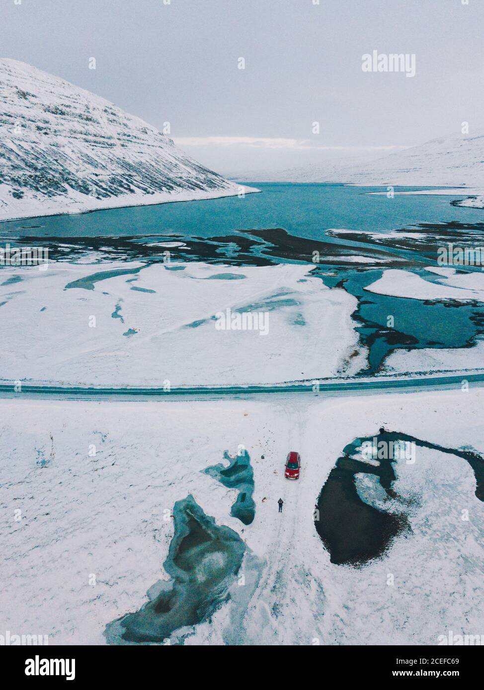 Shoreline car hi-res stock photography and images - Alamy