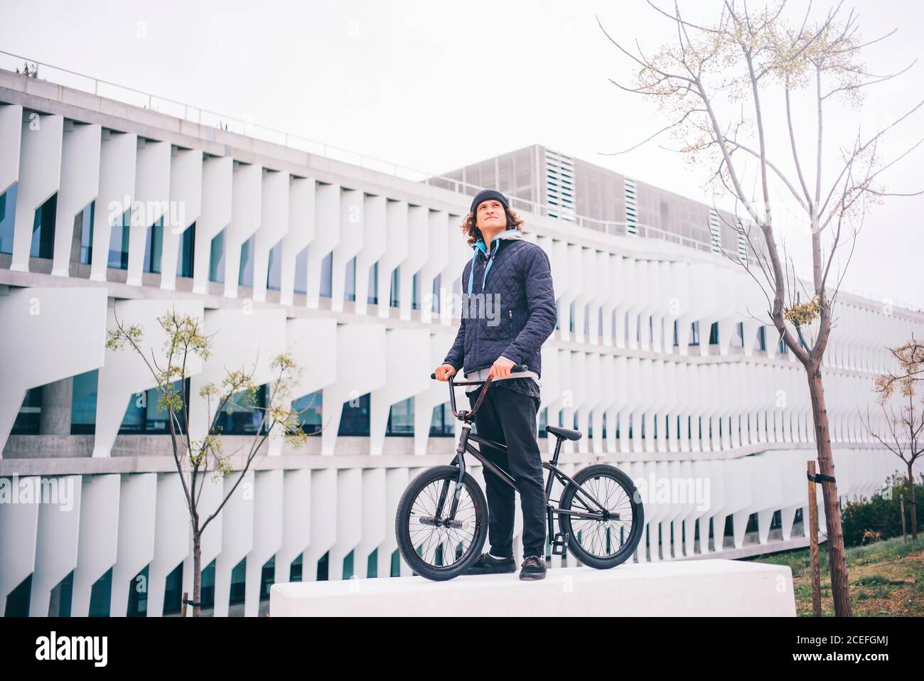 Dynamic Poses High Resolution Stock Photography and Images - Alamy