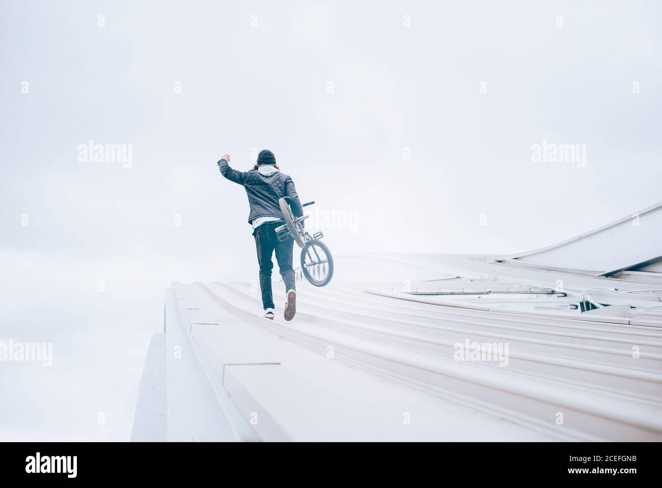 Dynamic poses hi-res stock photography and images - Alamy