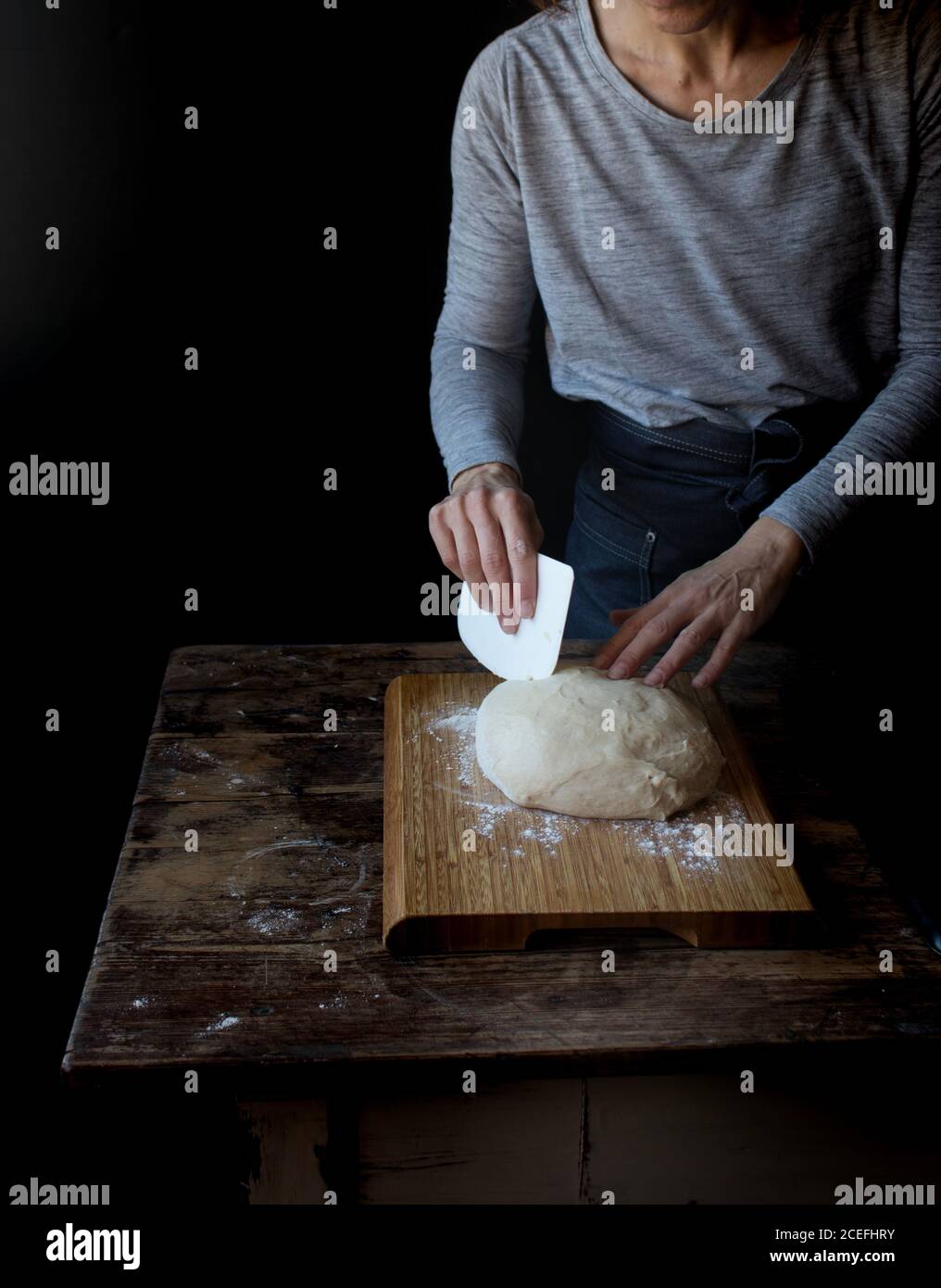 Flour production black person hi-res stock photography and images - Alamy