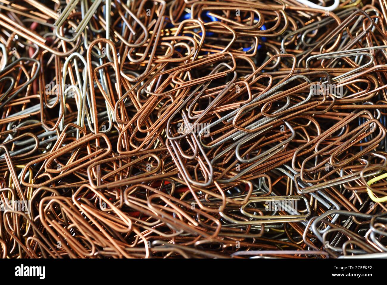 full frame of many metal paper clips Stock Photo - Alamy