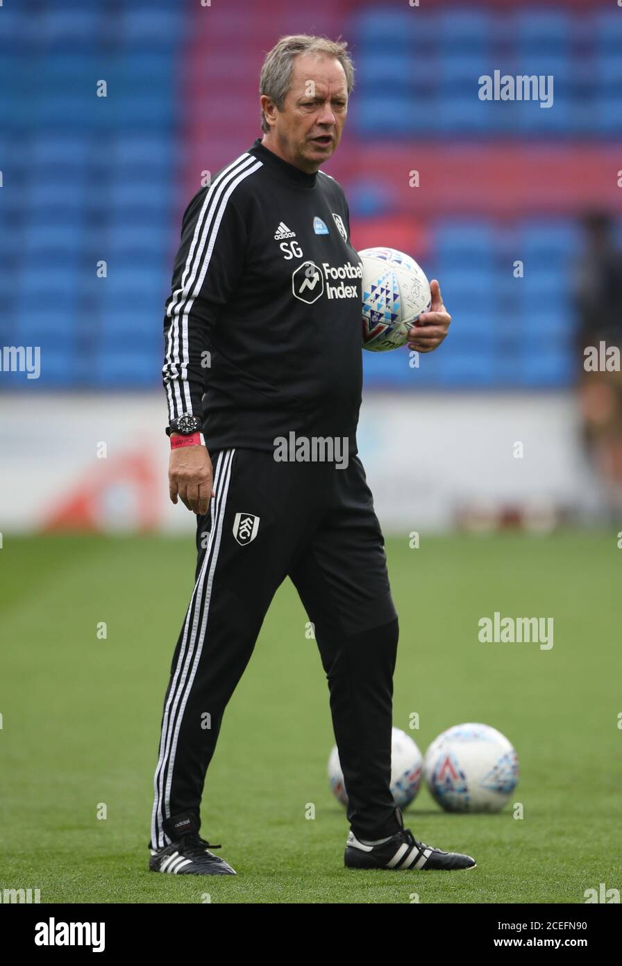 Fulham assistant manager stuart gray hi-res stock photography and ...