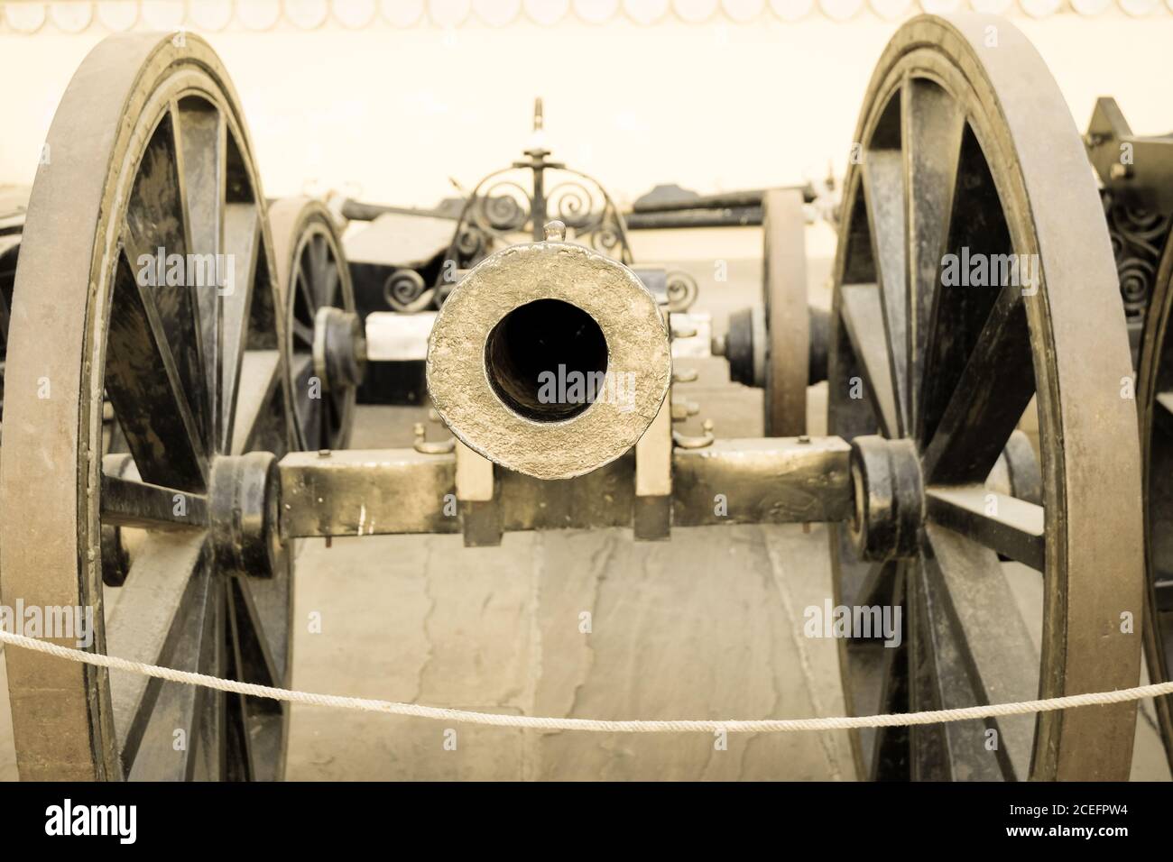 Indian traditional cannon Stock Photo - Alamy