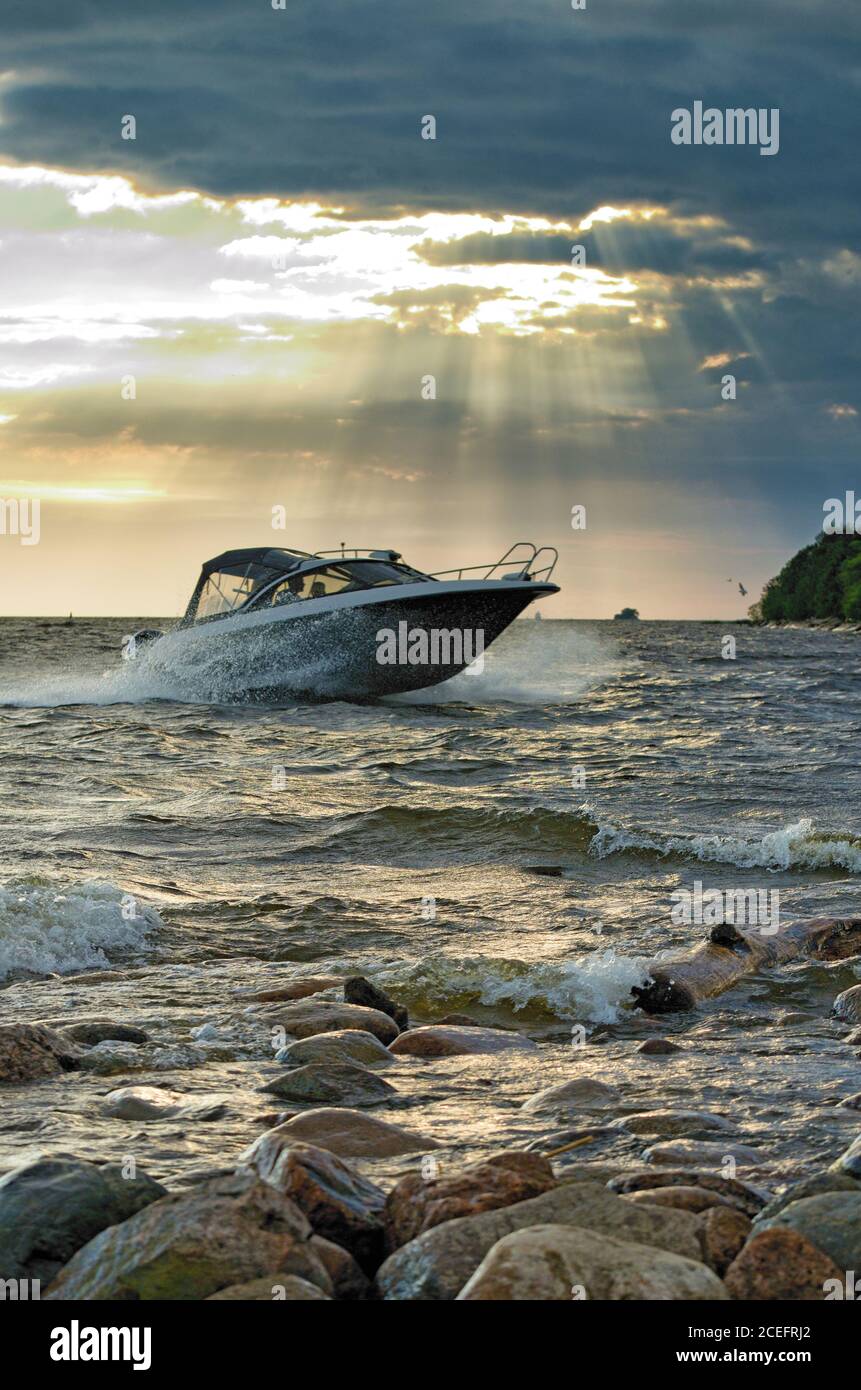 The ship is sailing on the sea.Beautiful landscape with sea waves Stock ...