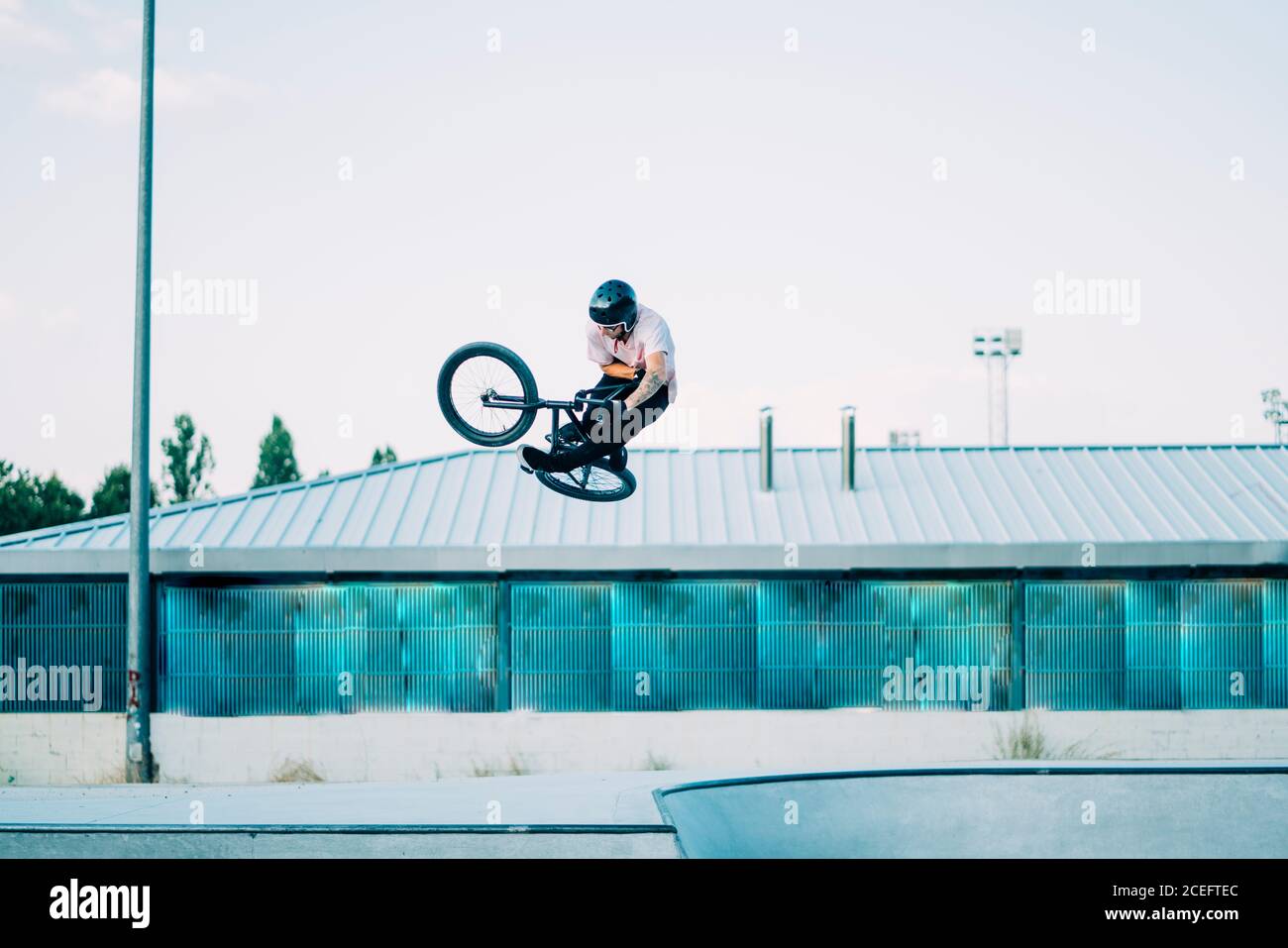 White springboard hi-res stock photography and images - Alamy