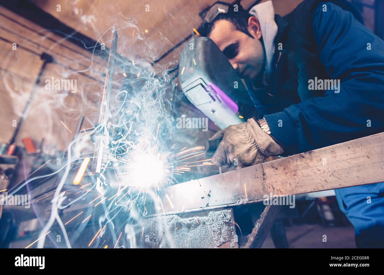 Solder mask hi-res stock photography and images - Alamy