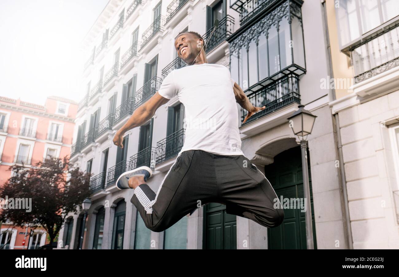 Agility building hi-res stock photography and images - Alamy