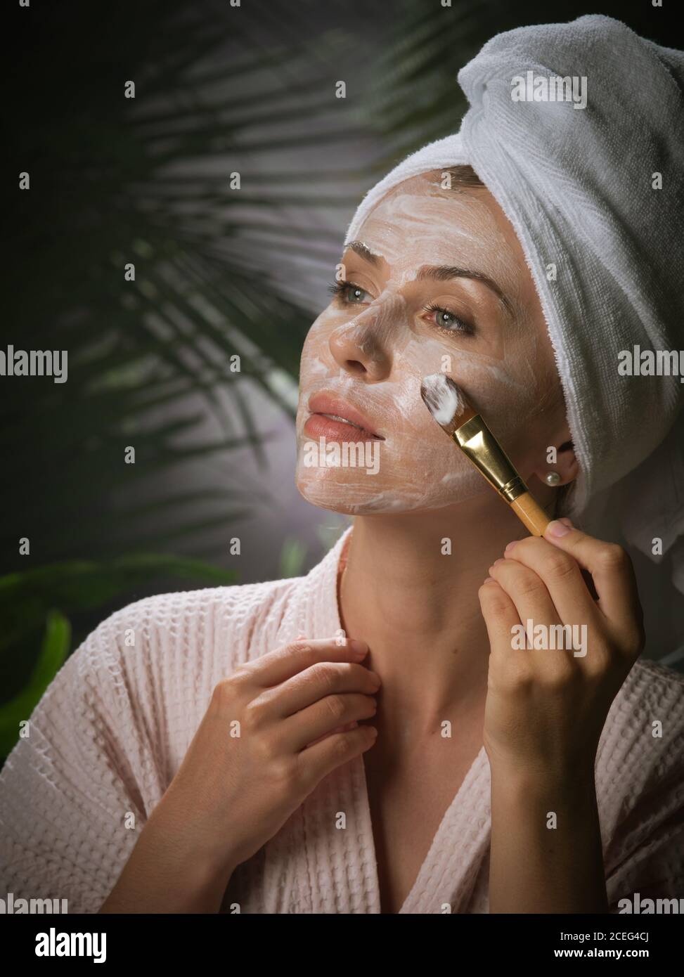 Cosmetique hi-res stock photography and images - Alamy
