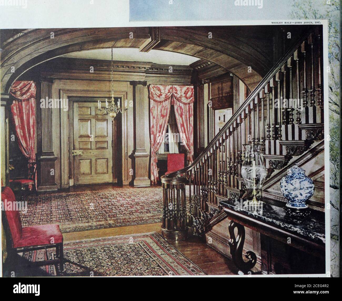 Enormous mansion hi-res stock photography and images - Alamy