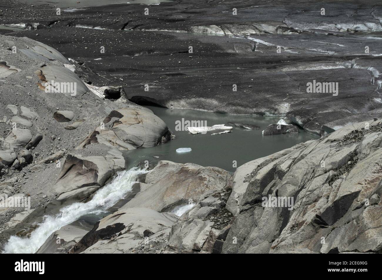 Glacier melting at altitude 7244 ft hi-res stock photography and images ...