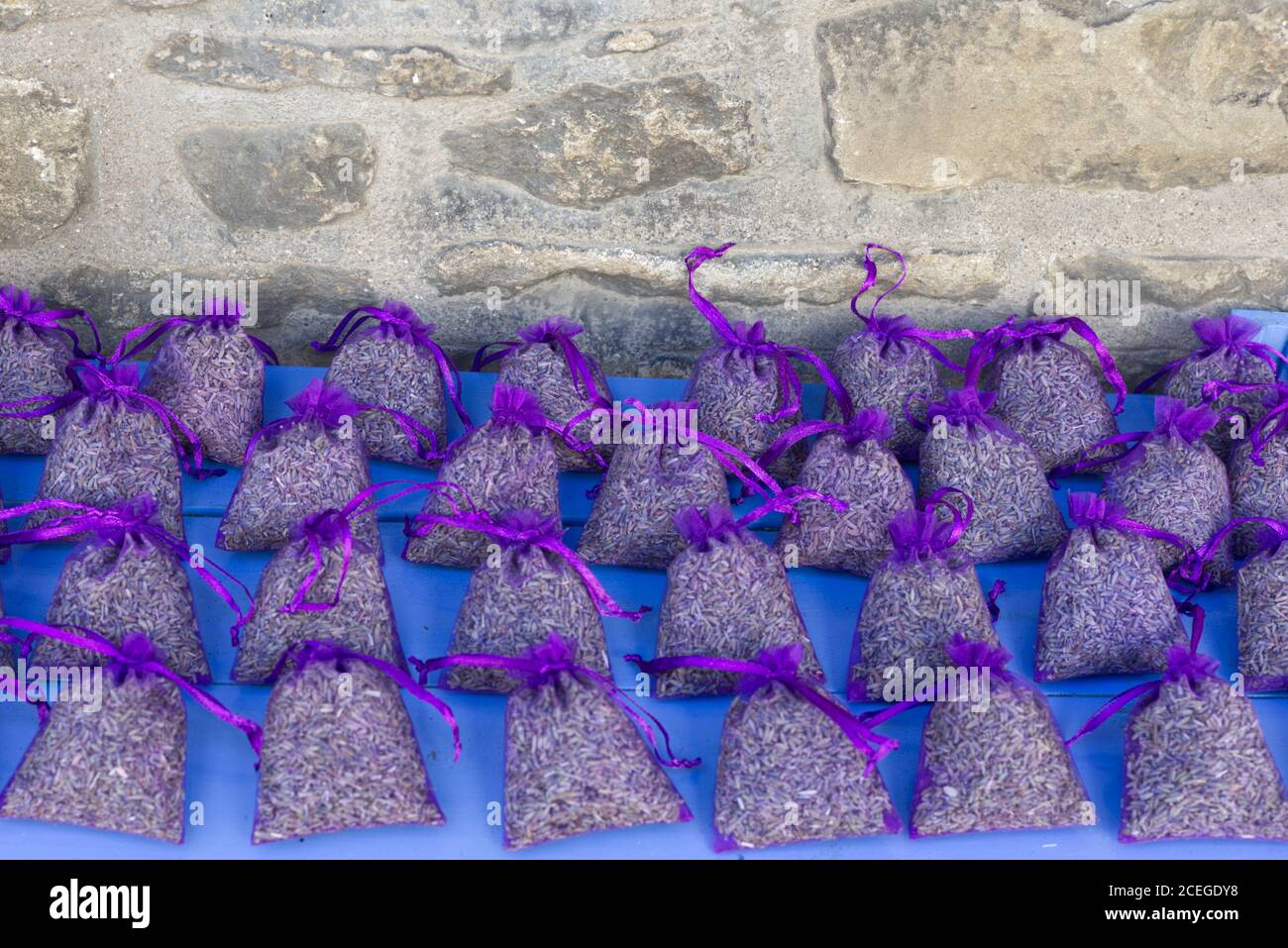 Lavender bags hi-res stock photography and images - Alamy