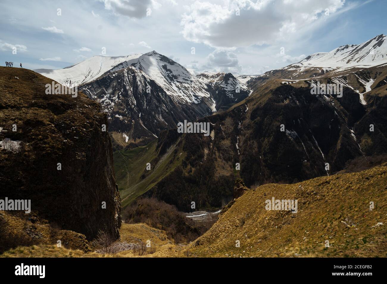 Tops of mountain hi-res stock photography and images - Alamy