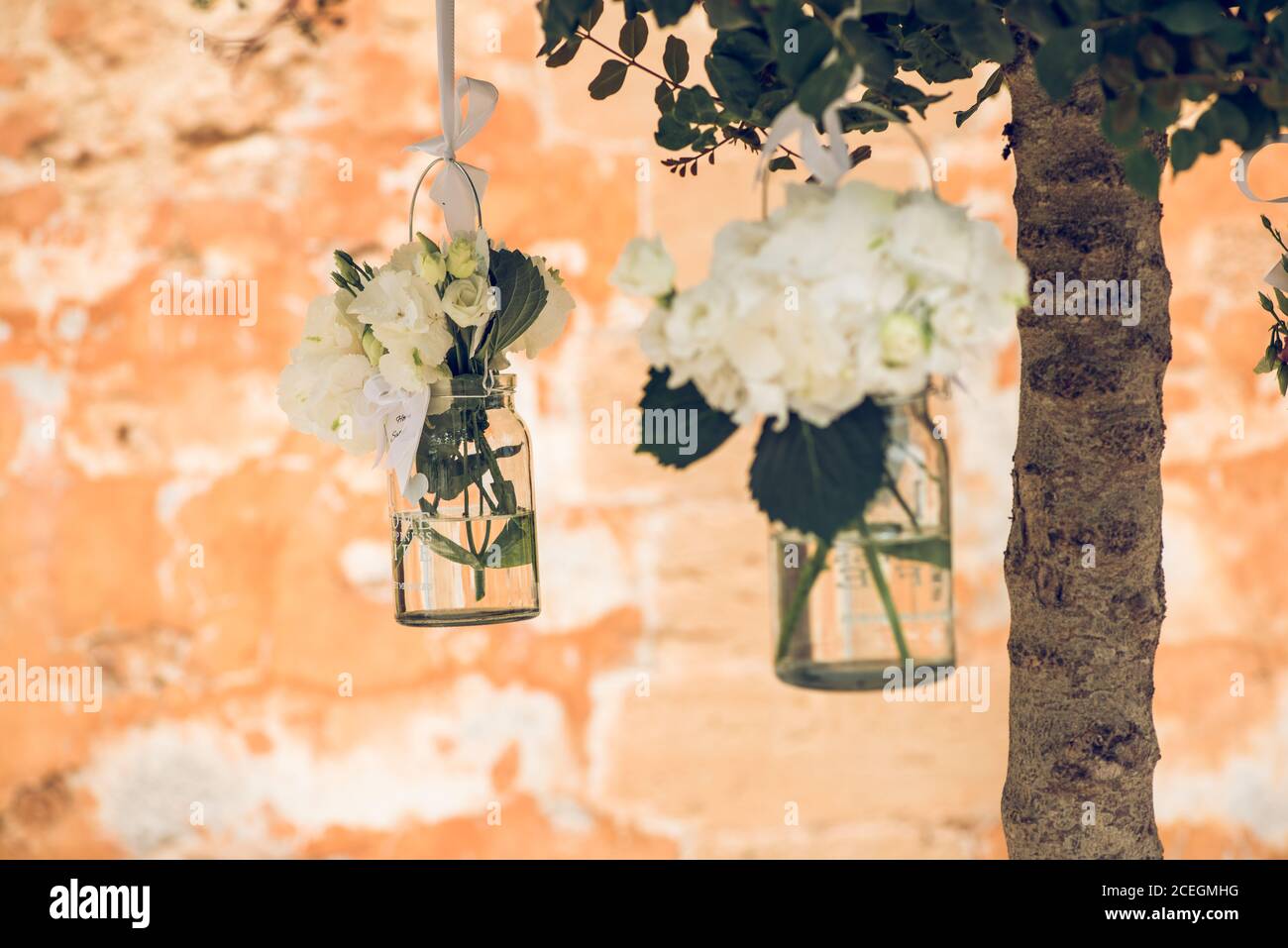 Luxury vases hi-res stock photography and images - Alamy