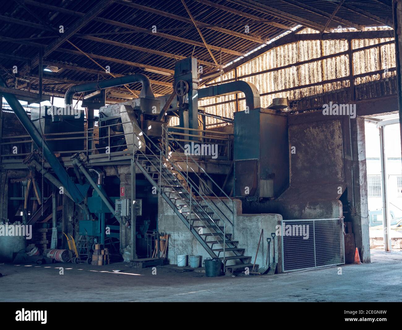 Processing factory fruit hi-res stock photography and images - Alamy