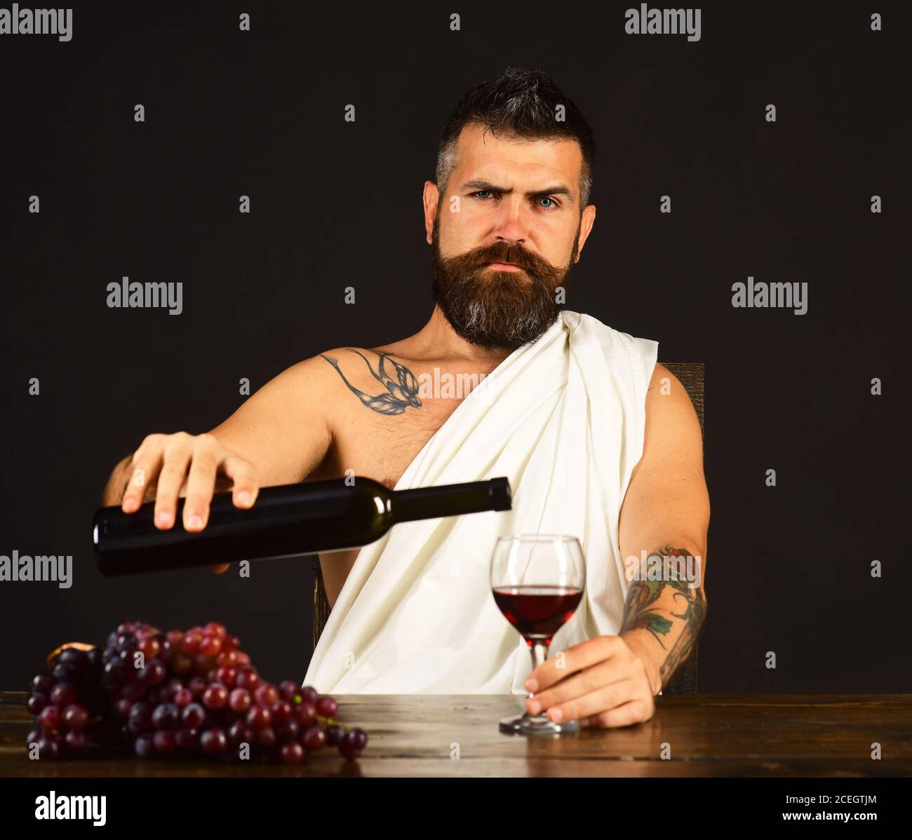 Bacchus pours hi-res stock photography and images - Alamy