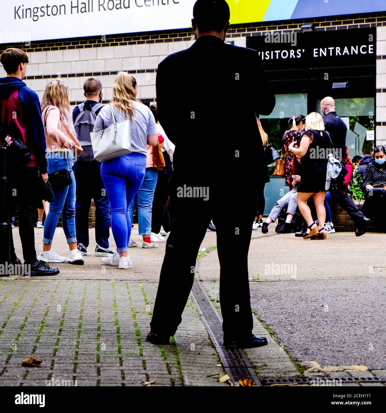 London college students hi-res stock photography and images - Alamy