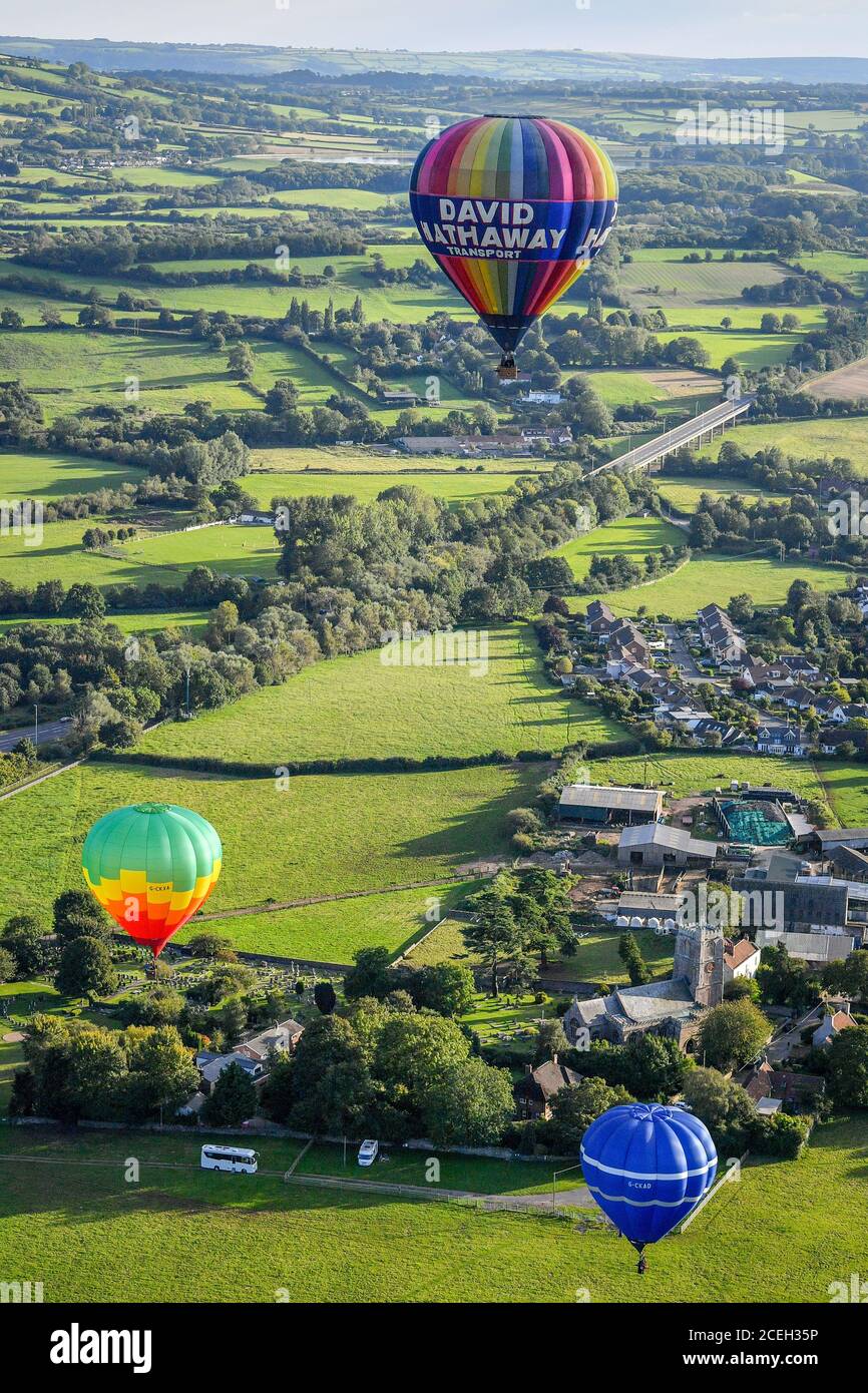 Hot air balloons flies over Bristol as part of the Sky Orchestra ...