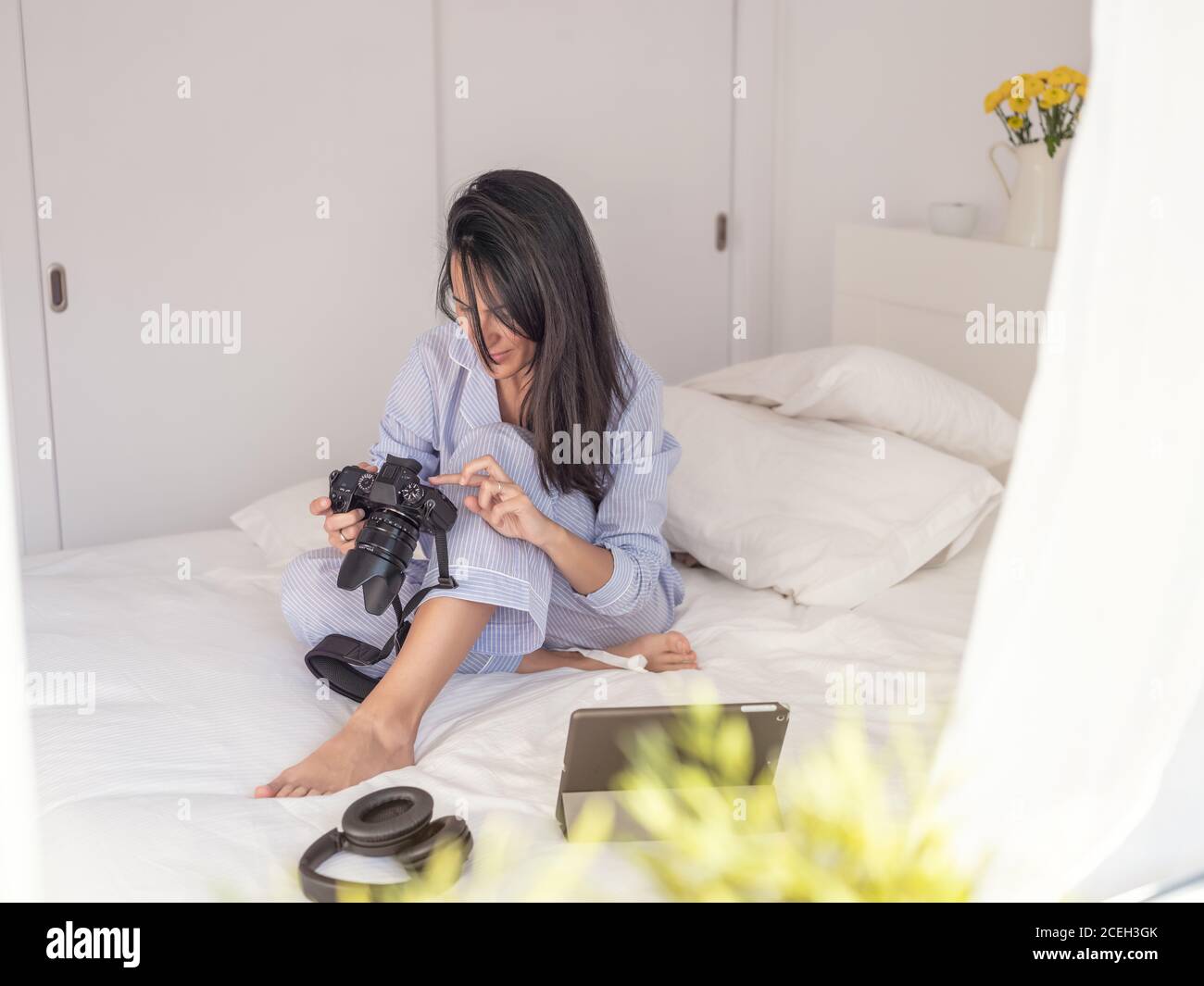 Beautiful young woman wearing pajamas hi-res stock photography and ... Beautiful young woman wearing pajamas hi-res stock photography and ...