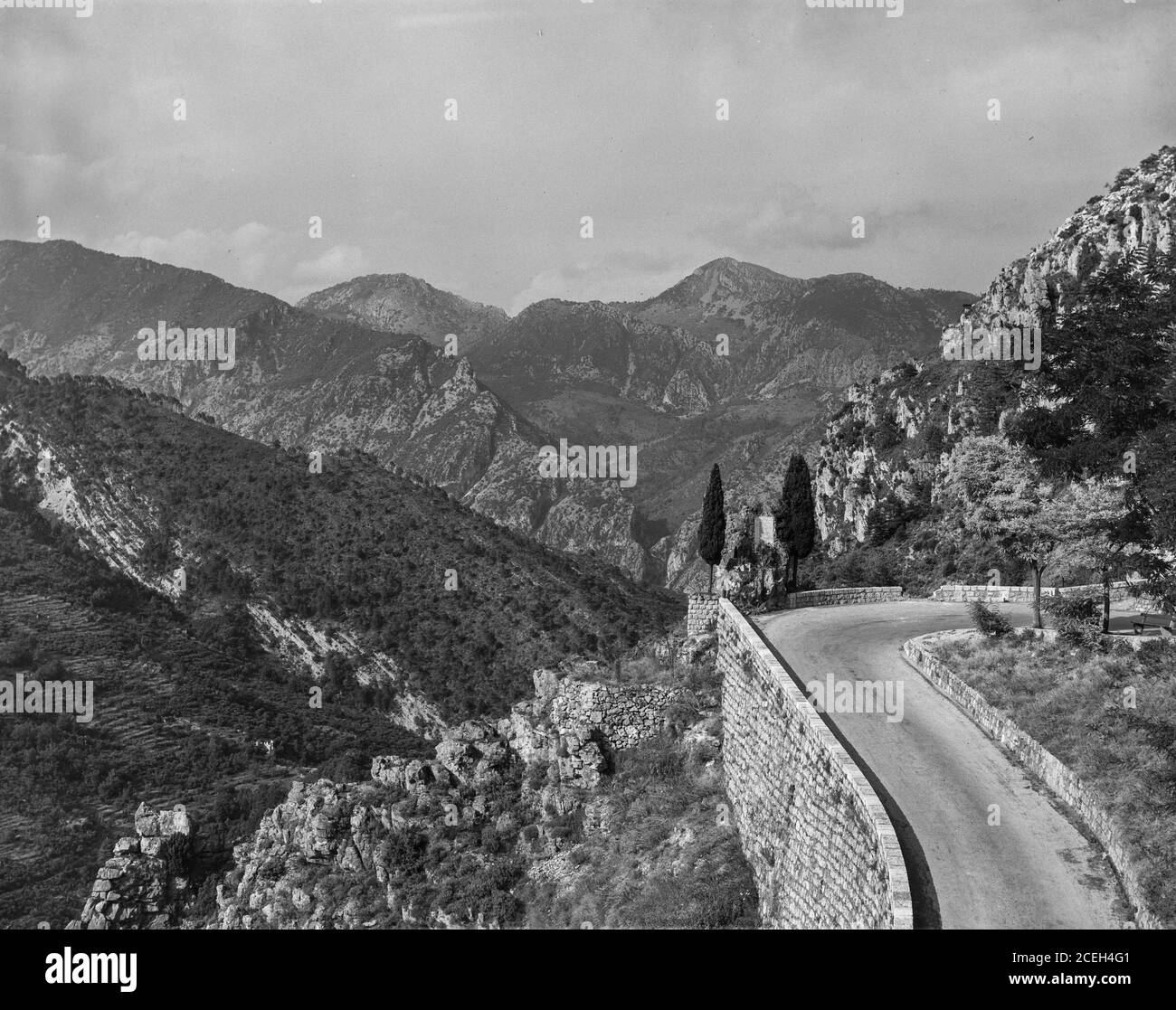 Scenery view rocky slope Black and White Stock Photos & Images - Alamy