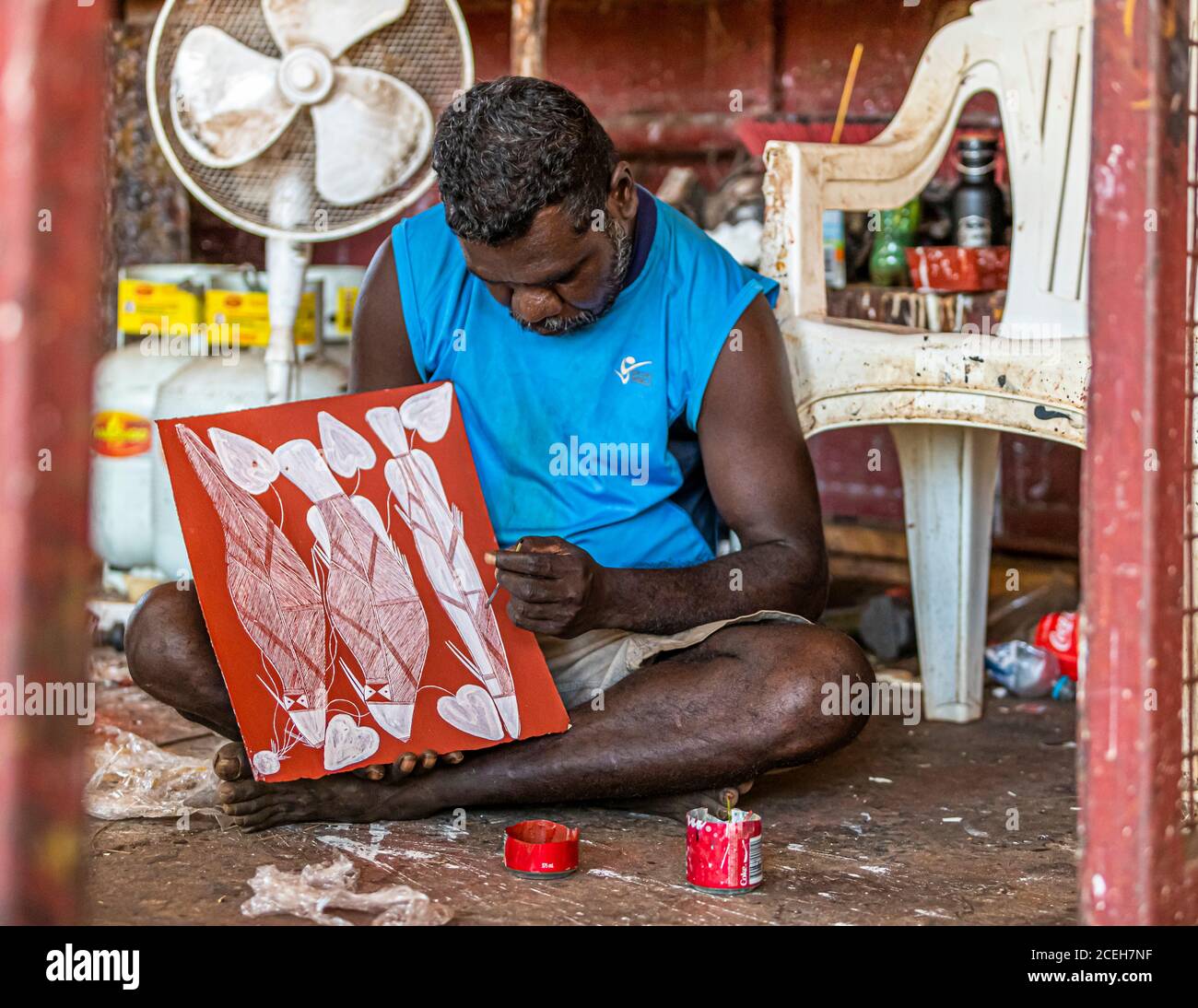 Artists fan brush hi-res stock photography and images - Alamy