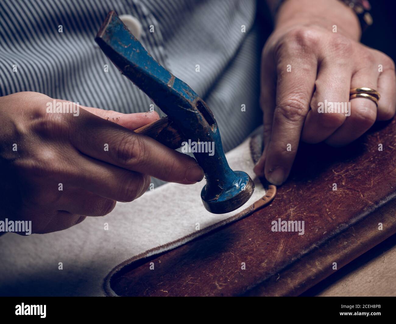 Man with hammer hi-res stock photography and images - Alamy