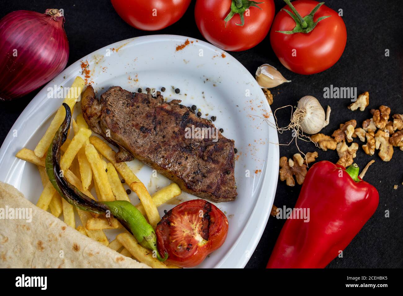Plate beef steak hi-res stock photography and images - Alamy