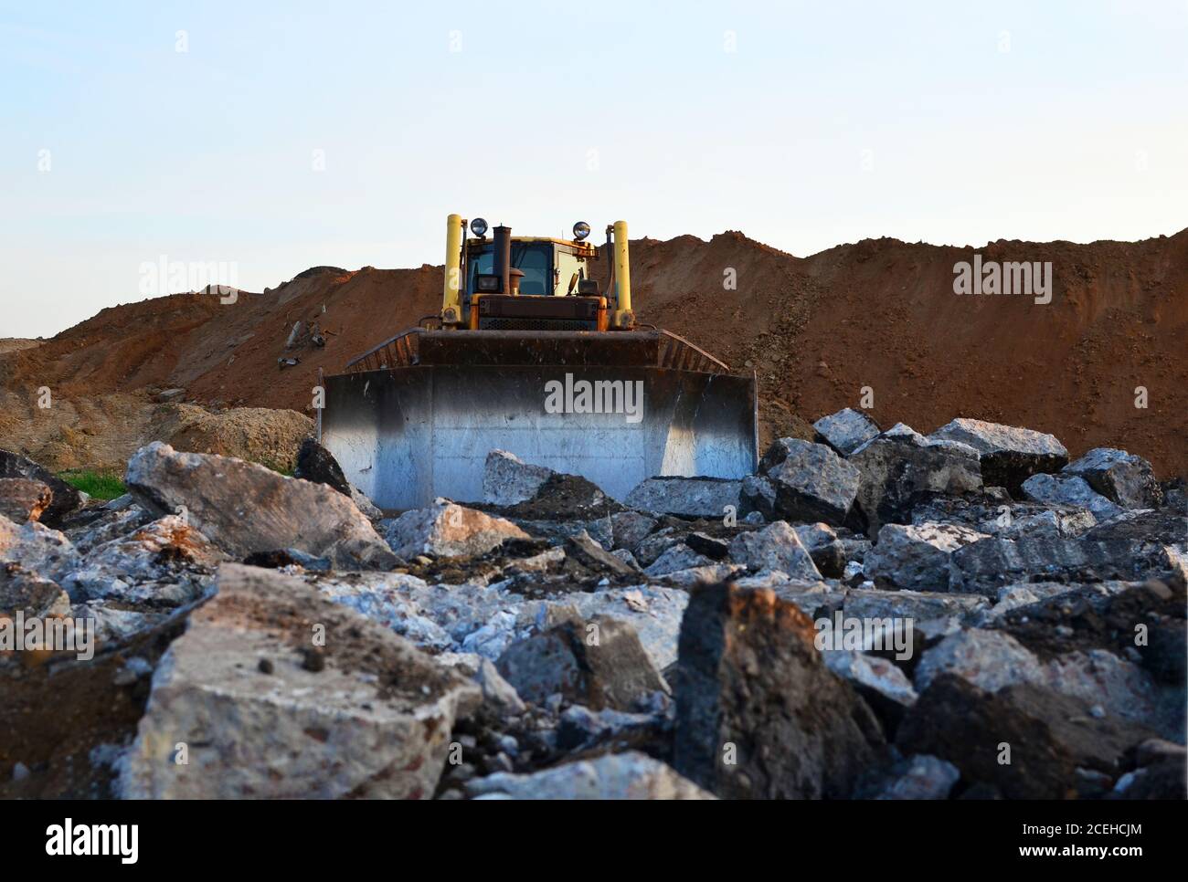 Track-type bulldozer, earth-moving equipment. Land clearing, grading ...