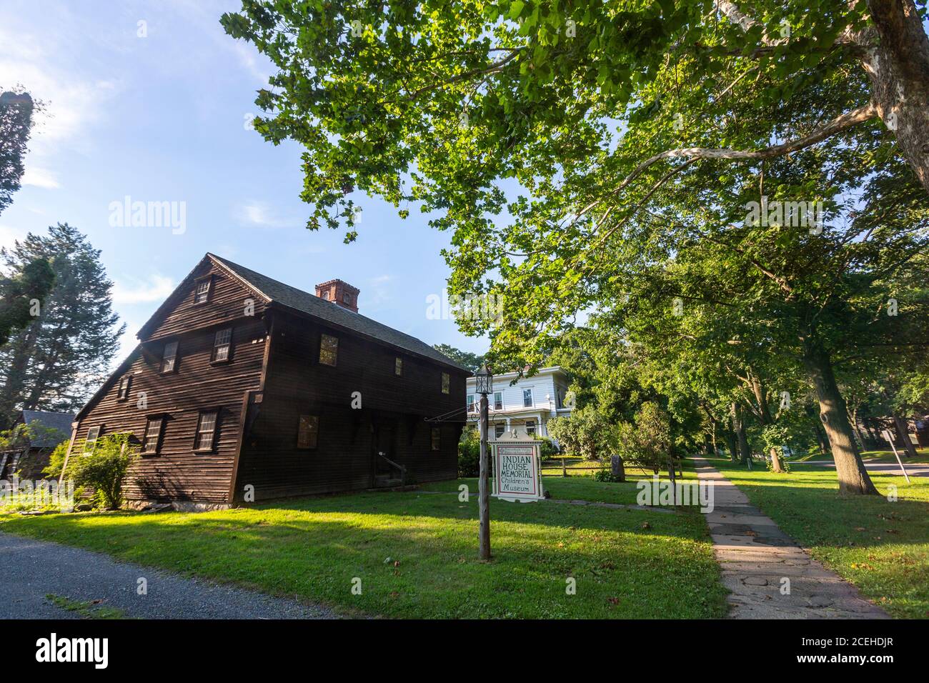 Old indian house memorial hi-res stock photography and images - Alamy
