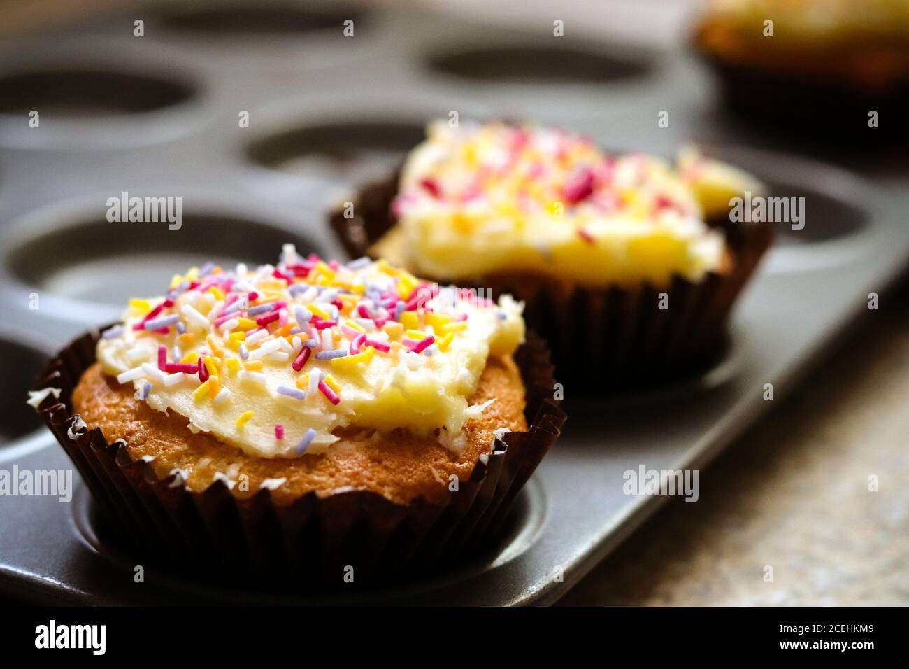 Buttercream iced cakes hi-res stock photography and images - Alamy