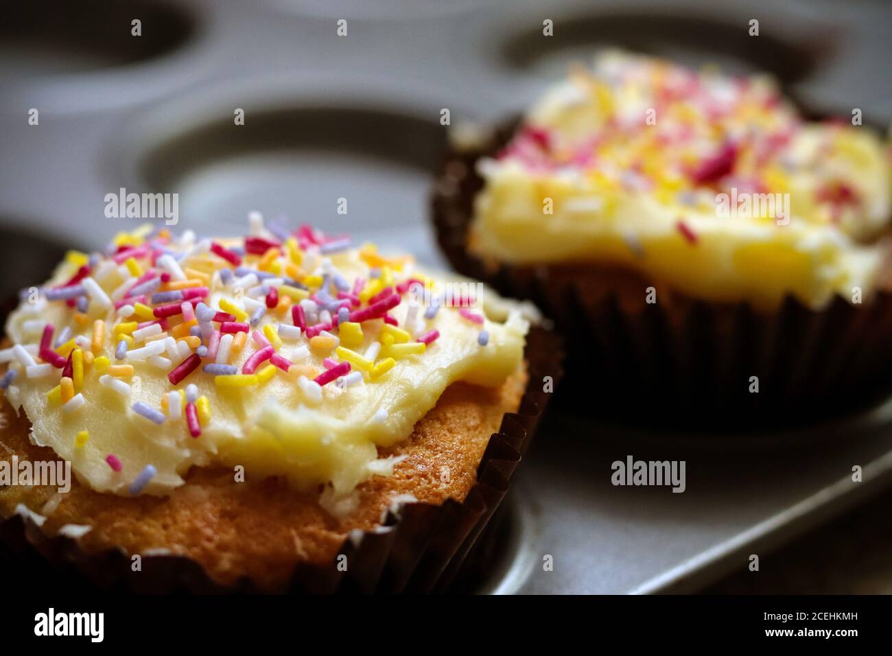 Baking cakes bake hi-res stock photography and images - Alamy
