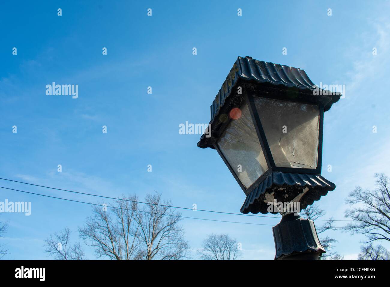 Black victorian lamp post hi-res stock photography and images - Alamy